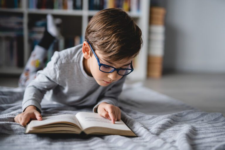 Benefits of Reading Books Over Screen Time